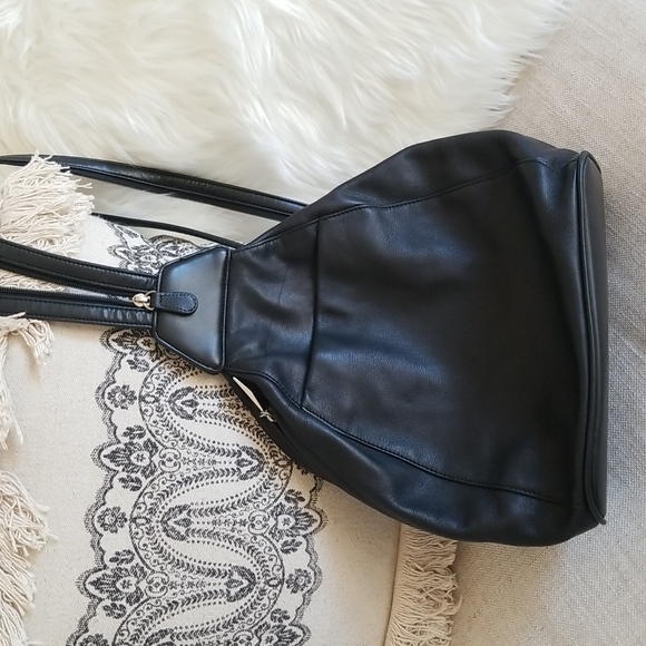 Liz Claiborne | Bags | Liz Claiborne Slingbackpack | Poshmark
